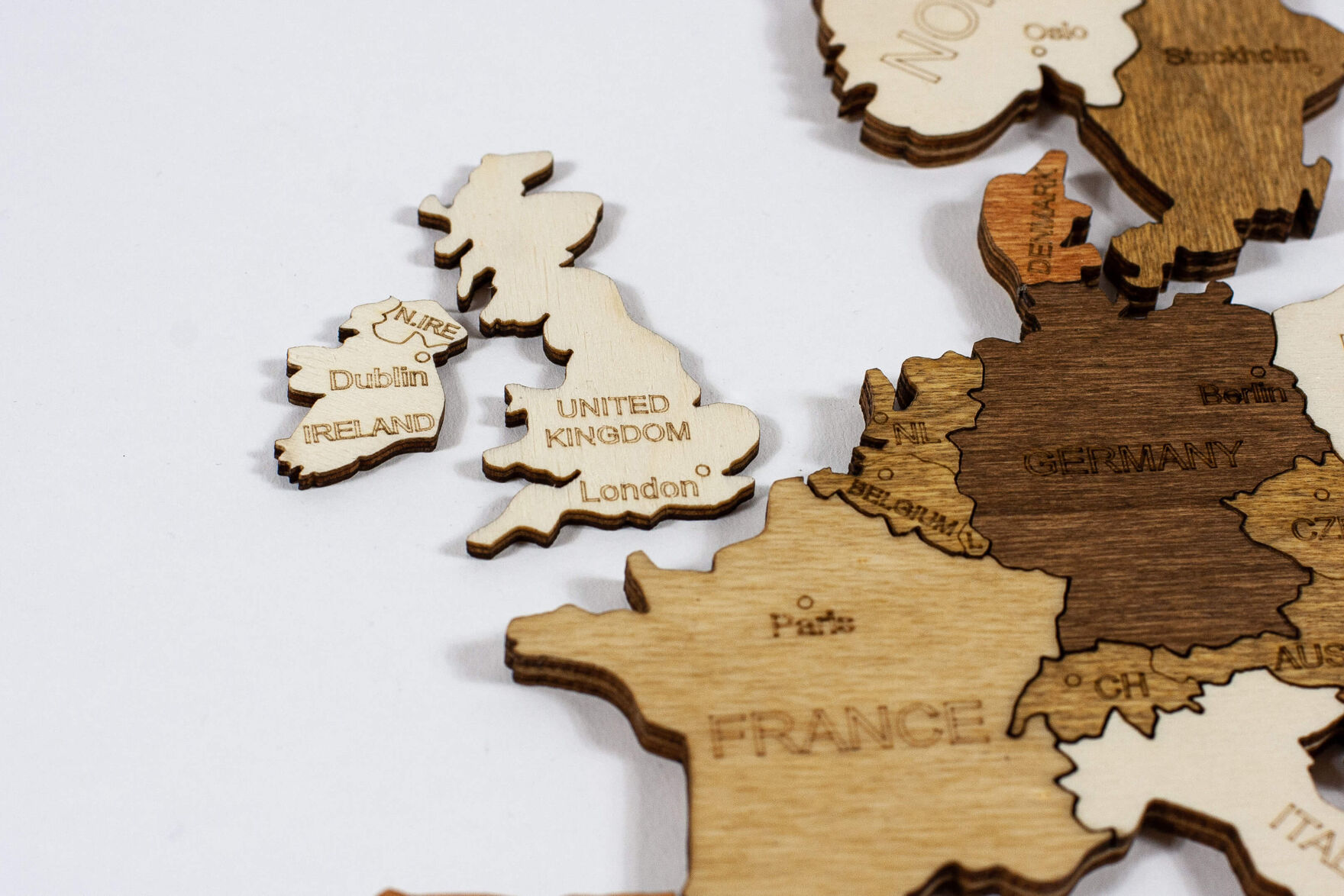 2D Wooden World Map | 68travel