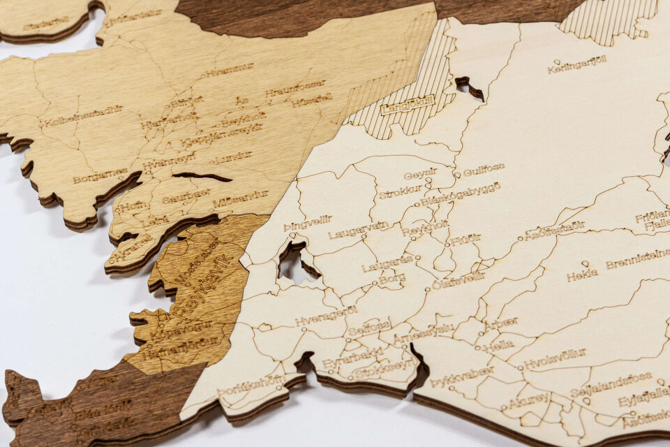 Wooden Map of Iceland | 68travel