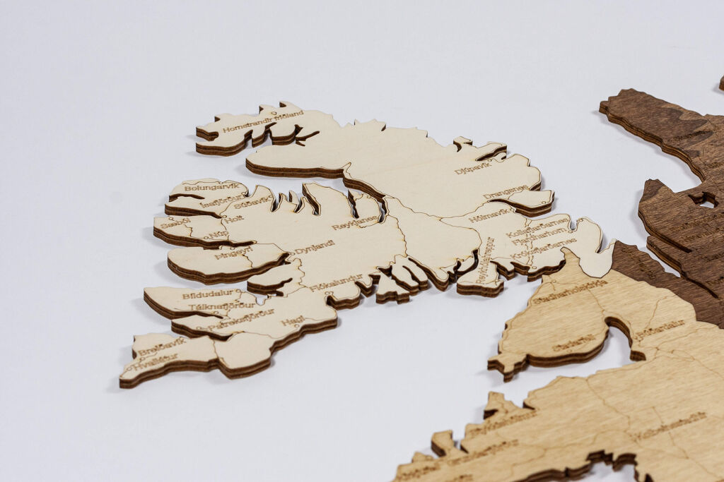 Wooden Map of Iceland | 68travel