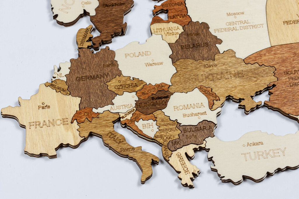 Puzzle Wooden World Map | 68travel