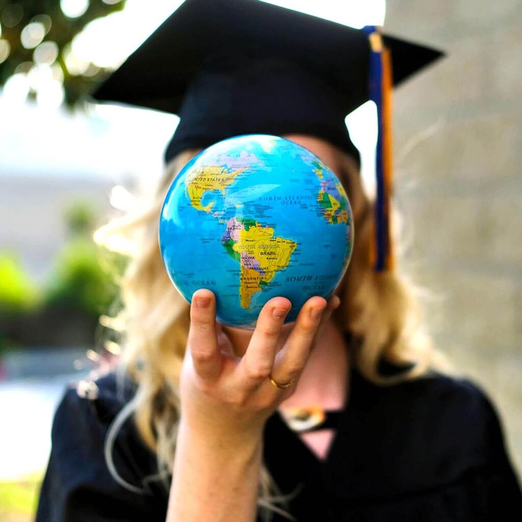 Mova Blue Political Map Self Rotating Globe | 68travel